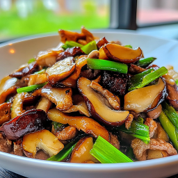 Quick Shiitake Mushroom and Pork Recipe – Yang's Kitchen